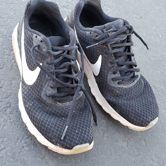 Nike | Shoes | Used Nike Shoes | Poshmark